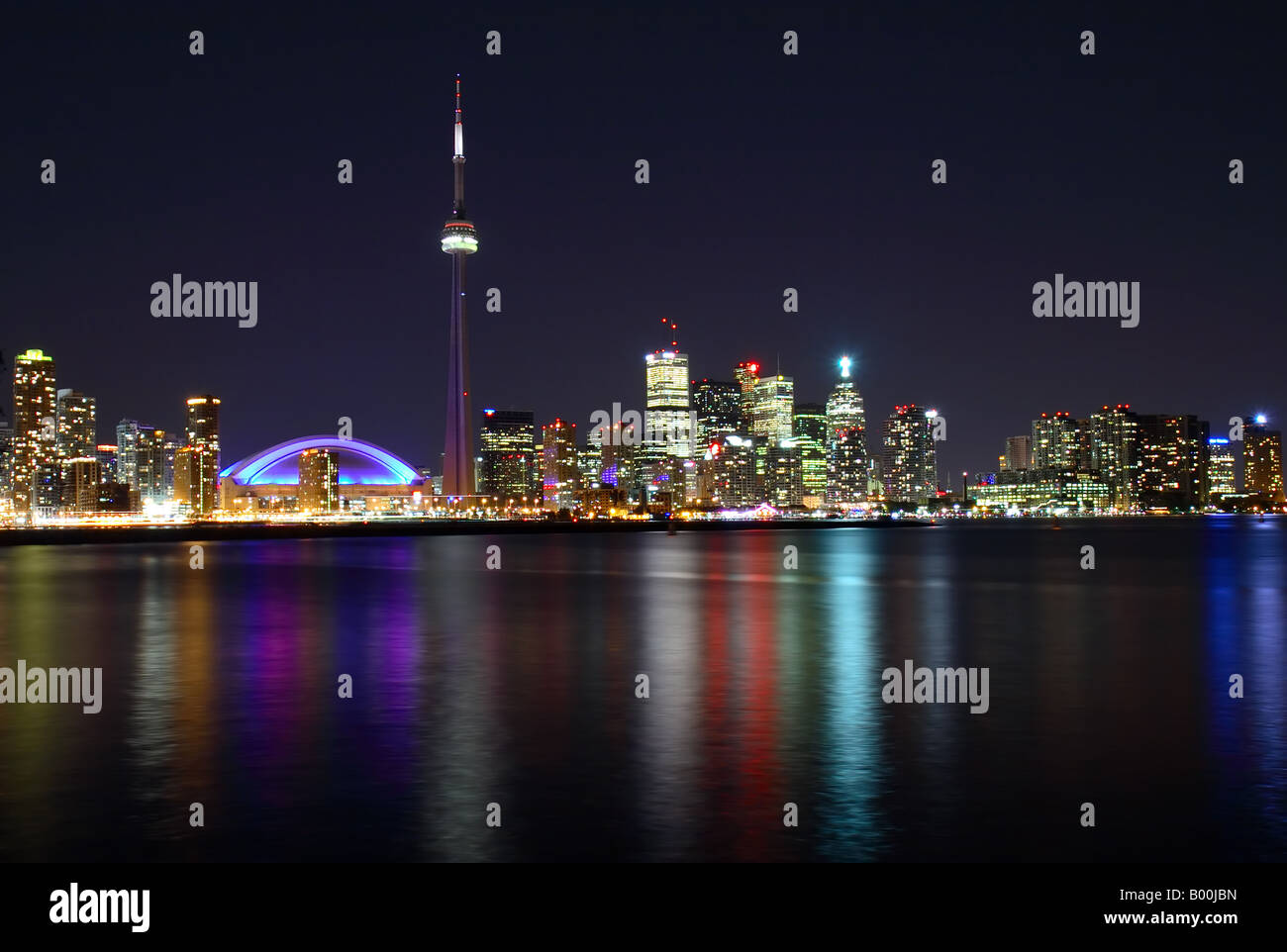 The Toronto skyline at night Stock Photo - Alamy