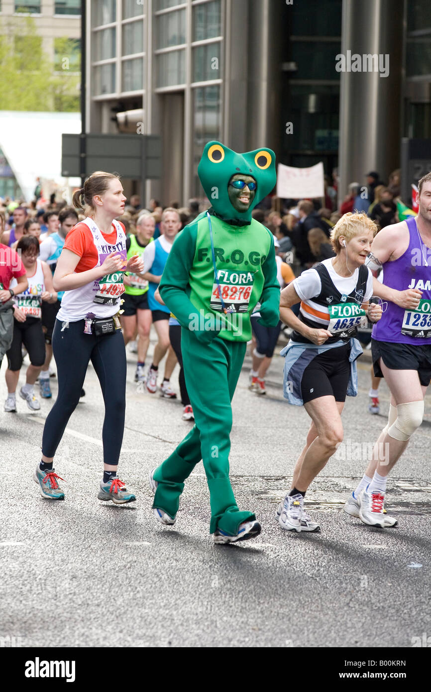 Fancy dress runners at the London Marathon 2008, Canary Wharf London ...