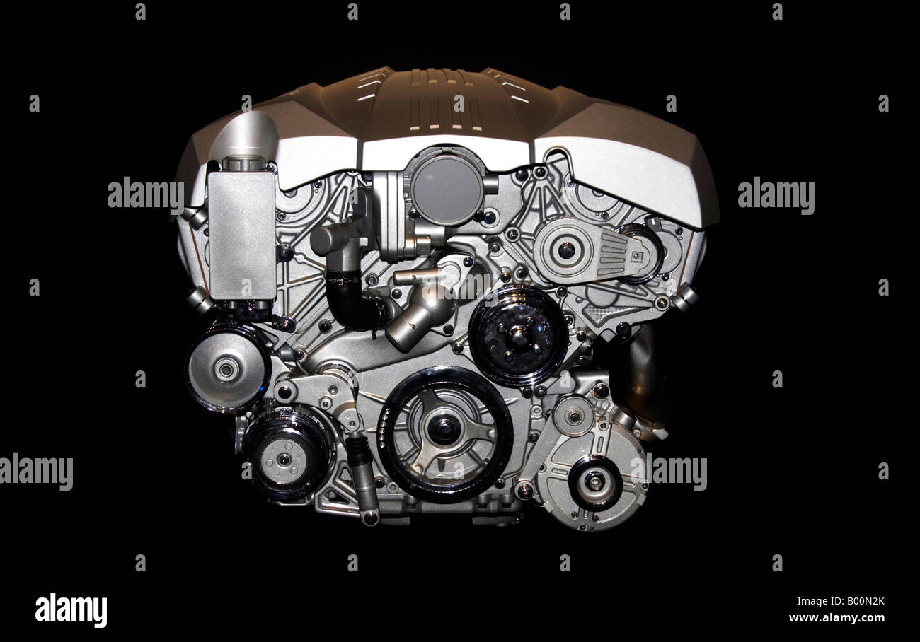 Car engine cross section hi-res stock photography and images - Alamy