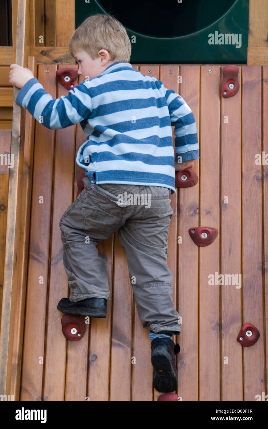Child Having Fun At Moo Play Farm,Brampton,Suffolk,Uk Stock Photo - Alamy