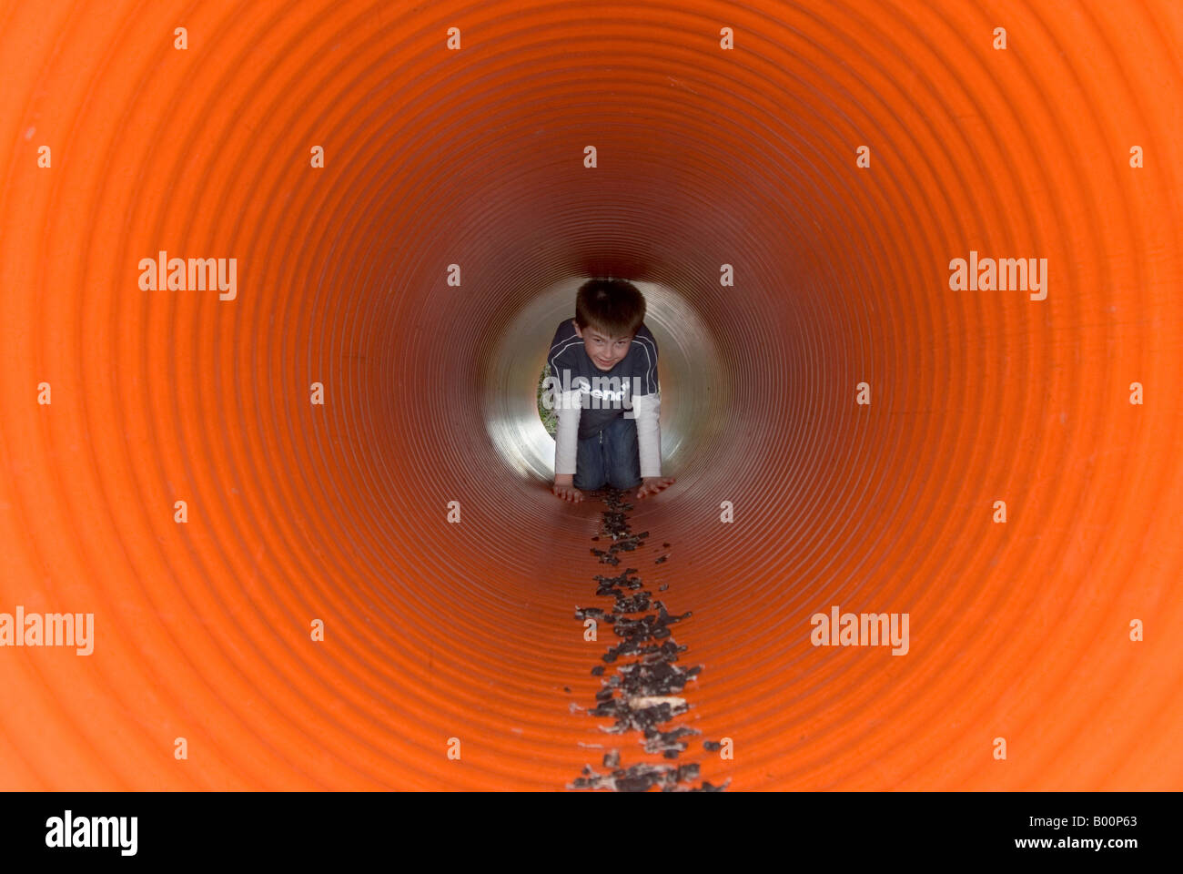 Children adventure playground uk hi-res stock photography and images ...