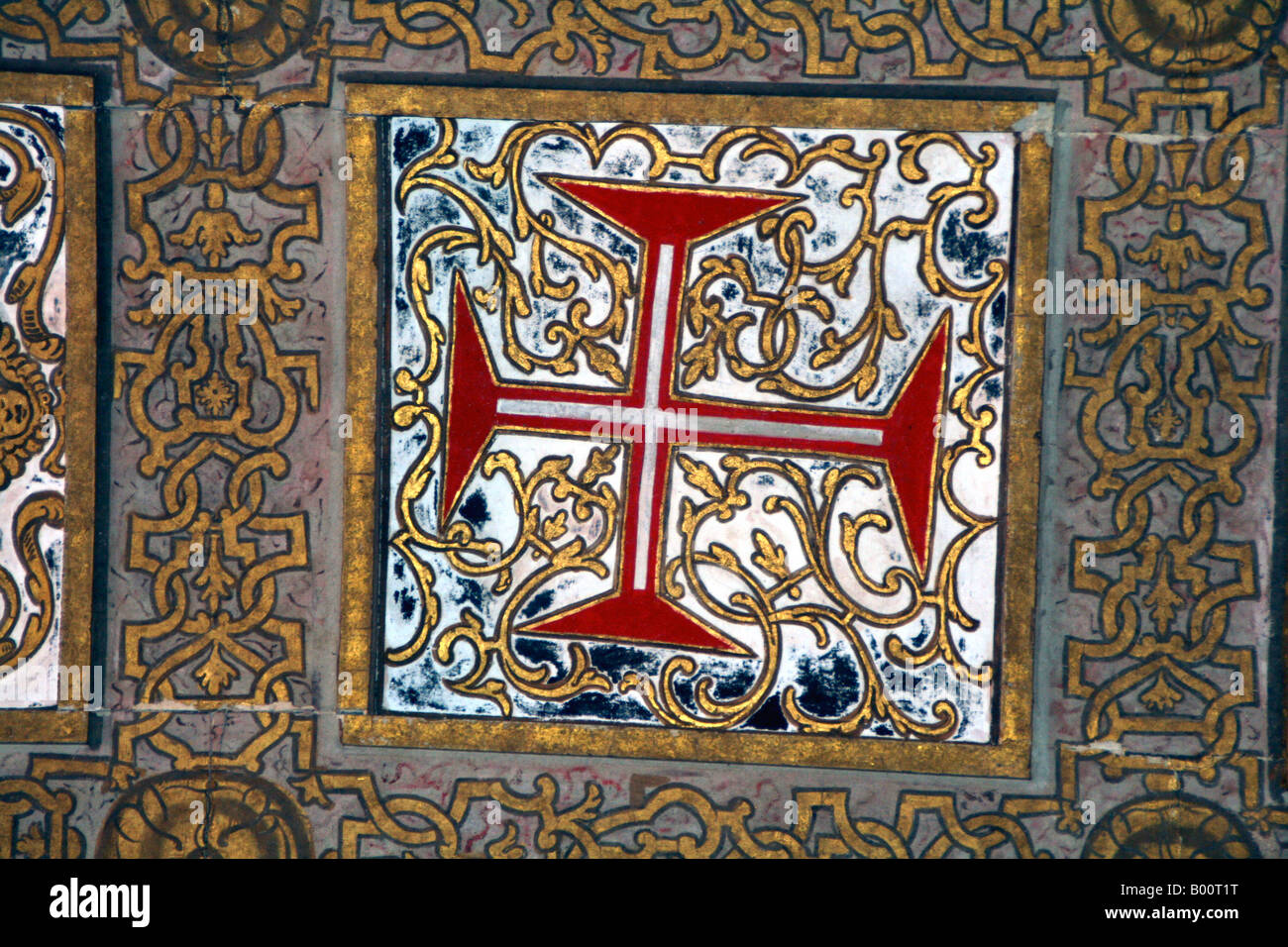 Cross of the templars hi-res stock photography and images - Alamy