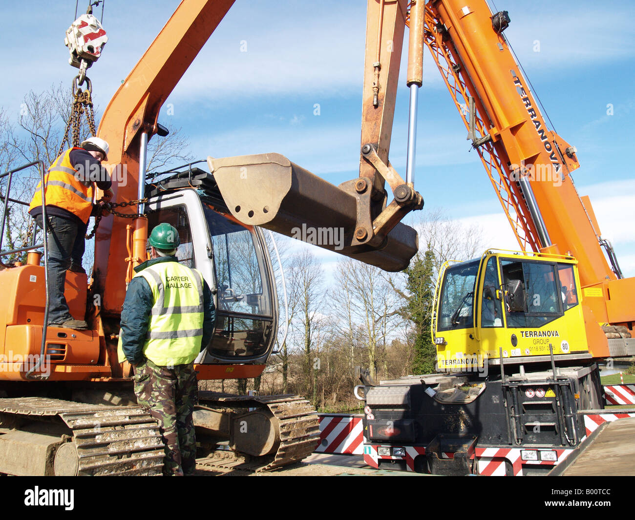 hydraulic stand driver crane jib yellow cabin Stock Photo - Alamy