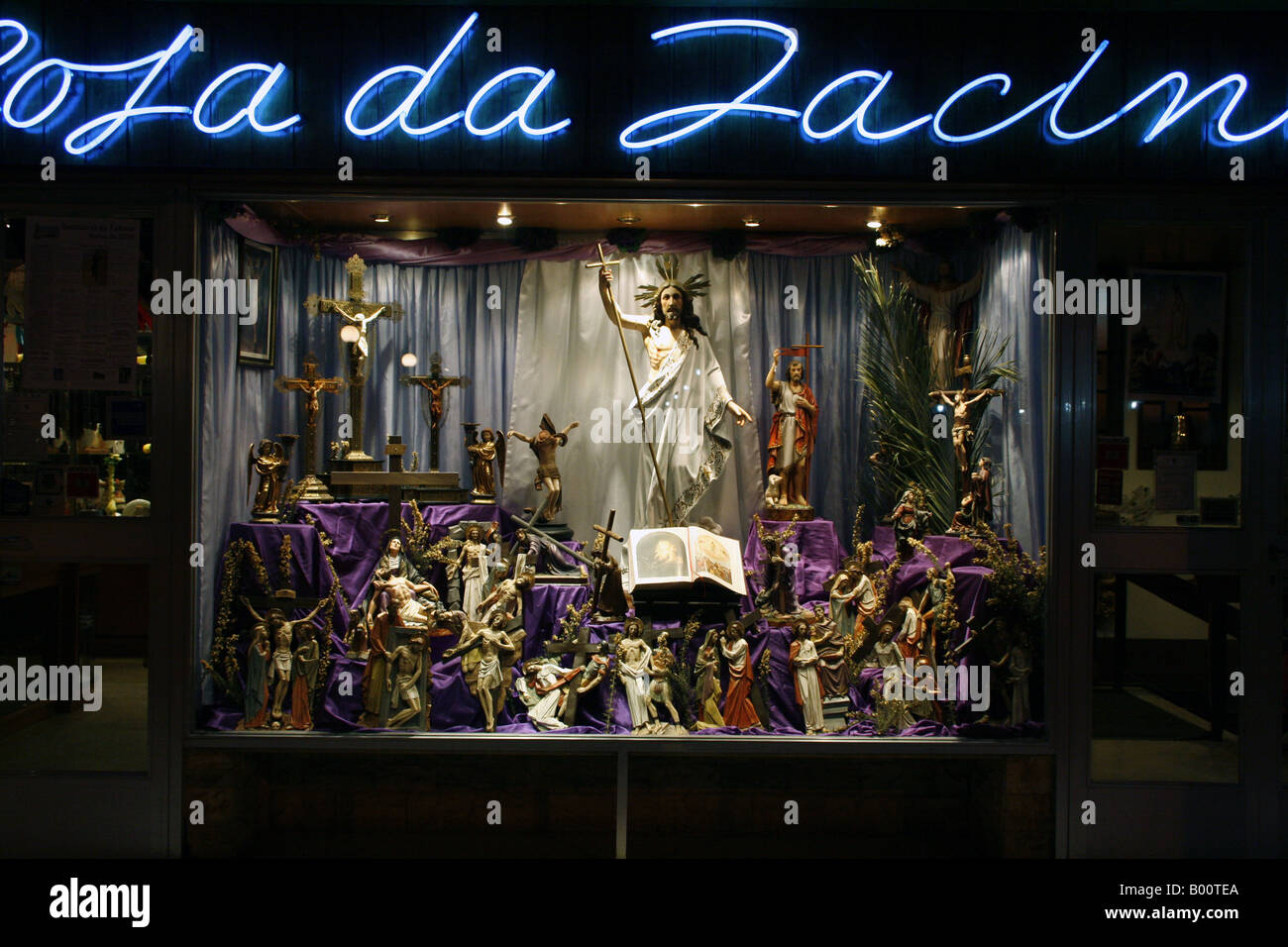 Catholic fatima hi-res stock photography and images - Alamy