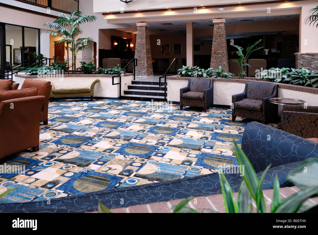 Large open lobby hi-res stock photography and images - Alamy
