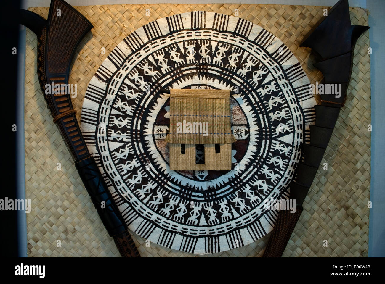 fiji nadi craft shop window display Stock Photo - Alamy