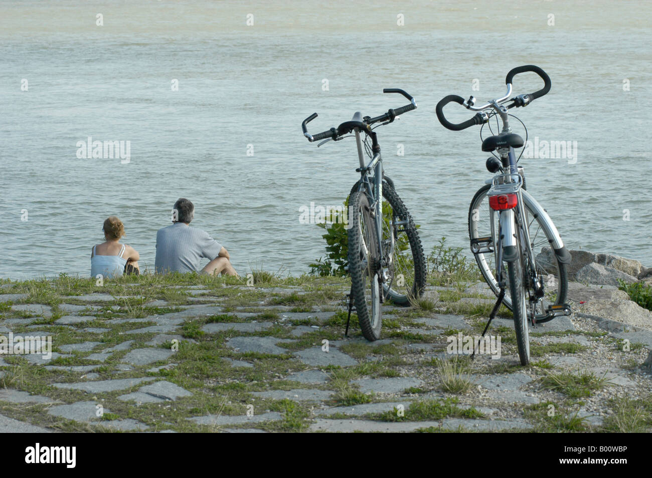 Danube vienna bike hi-res stock photography and images - Alamy