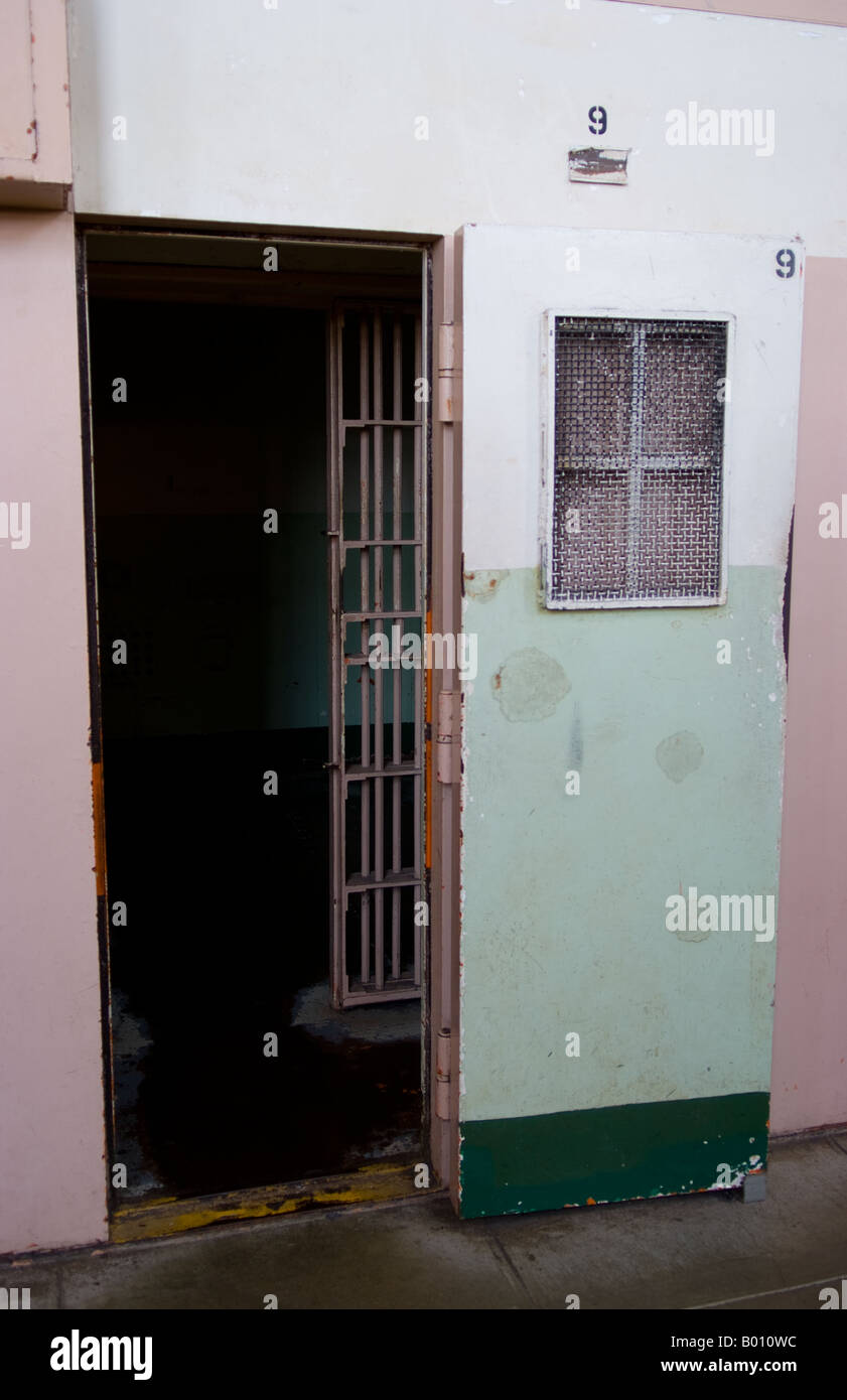 Solitary confinement cells hi-res stock photography and images - Alamy