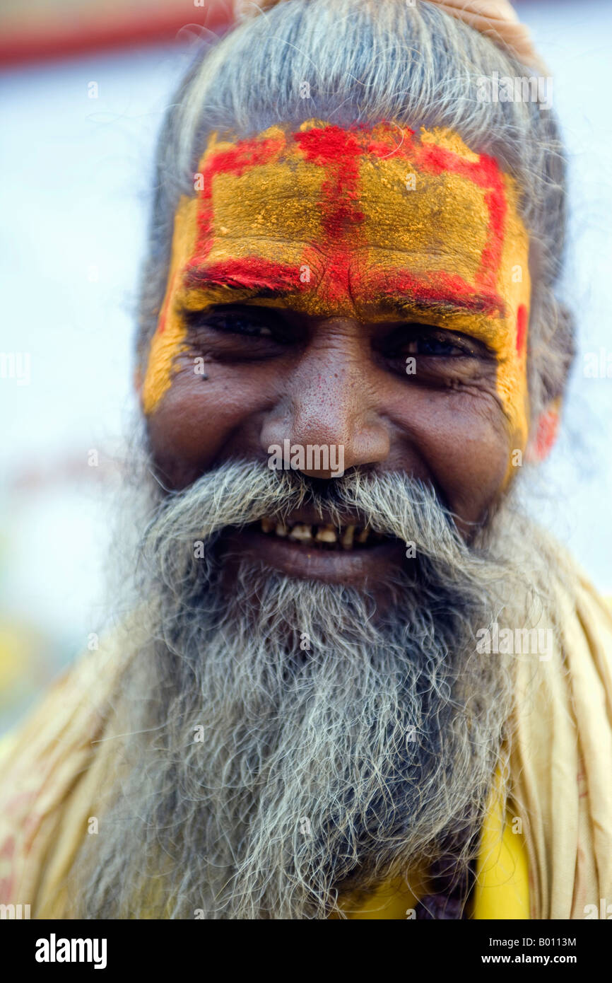 Old indian man head scarf hi-res stock photography and images - Alamy