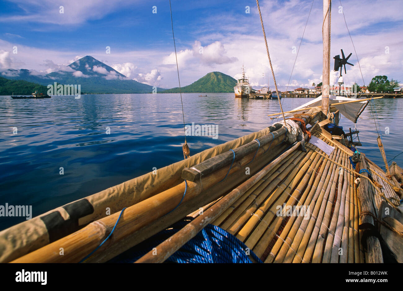 Bitung port hi-res stock photography and images - Alamy