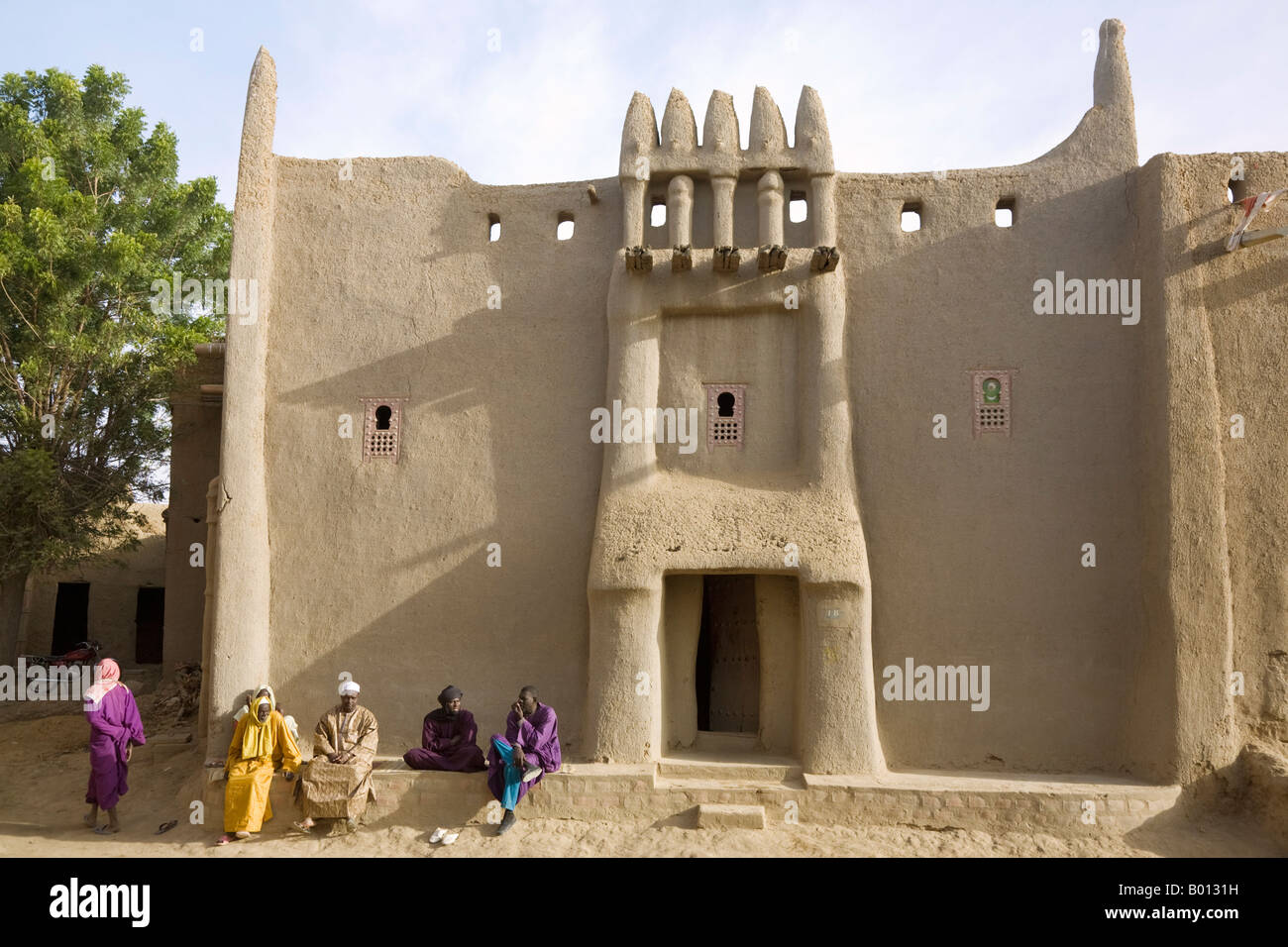 Mali mud house hi-res stock photography and images - Alamy