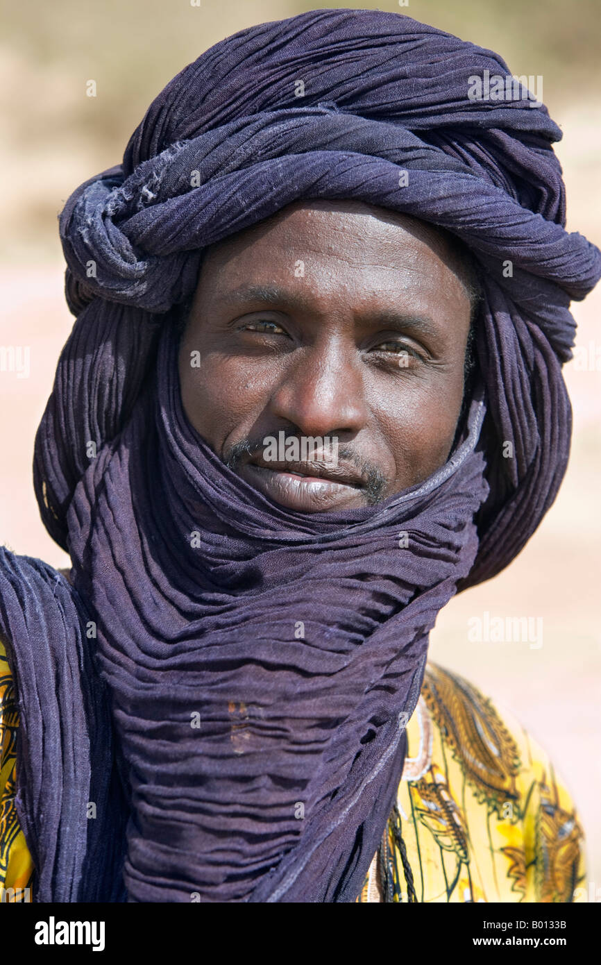Mali, Douentza. A Bella man wearing a turban. The Bella are ...