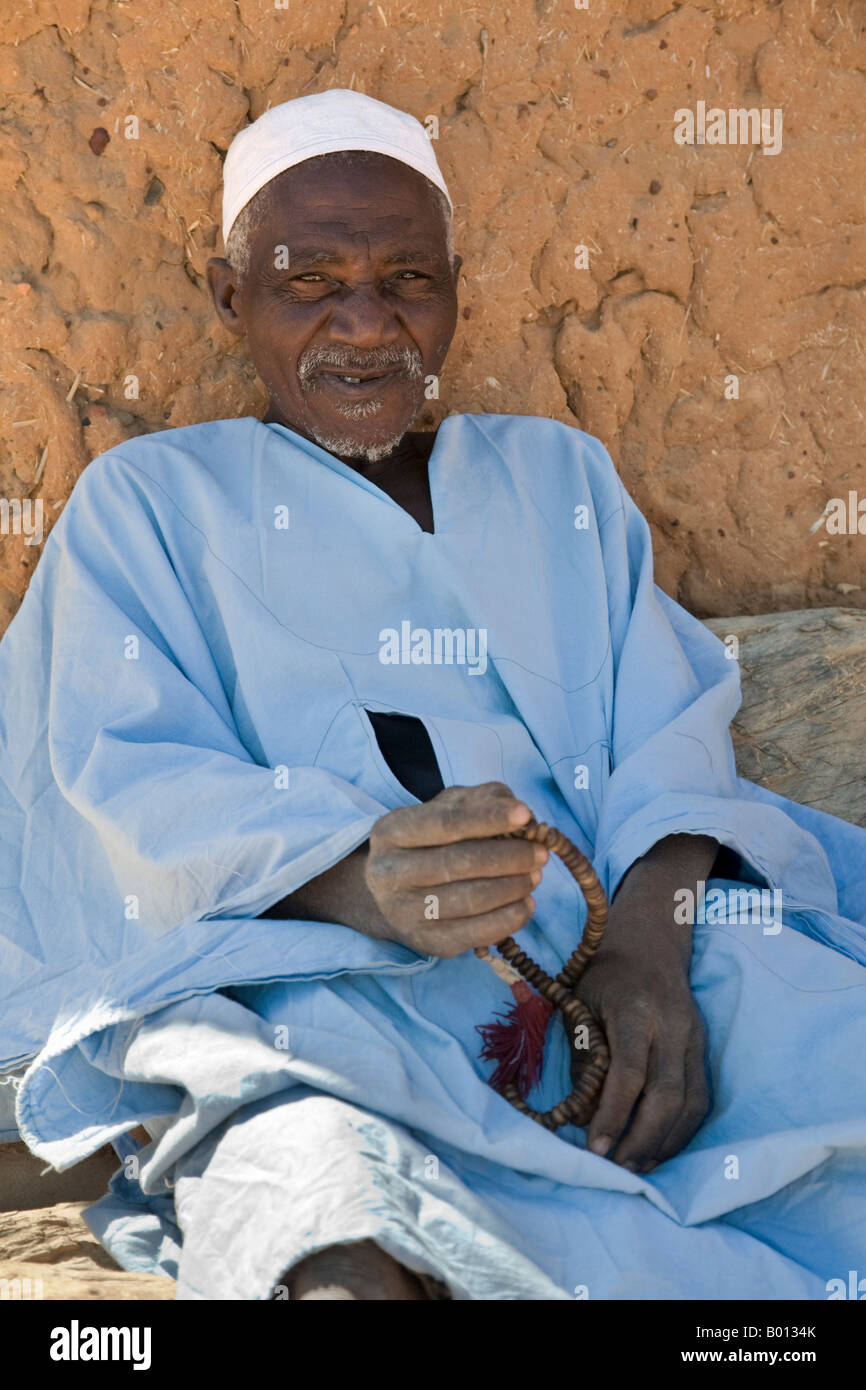 Dogon man hi-res stock photography and images - Alamy