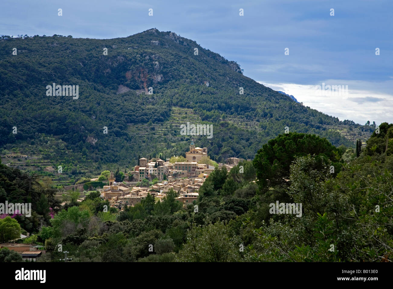 View of the mountain village of valldemossa hi-res stock photography ...