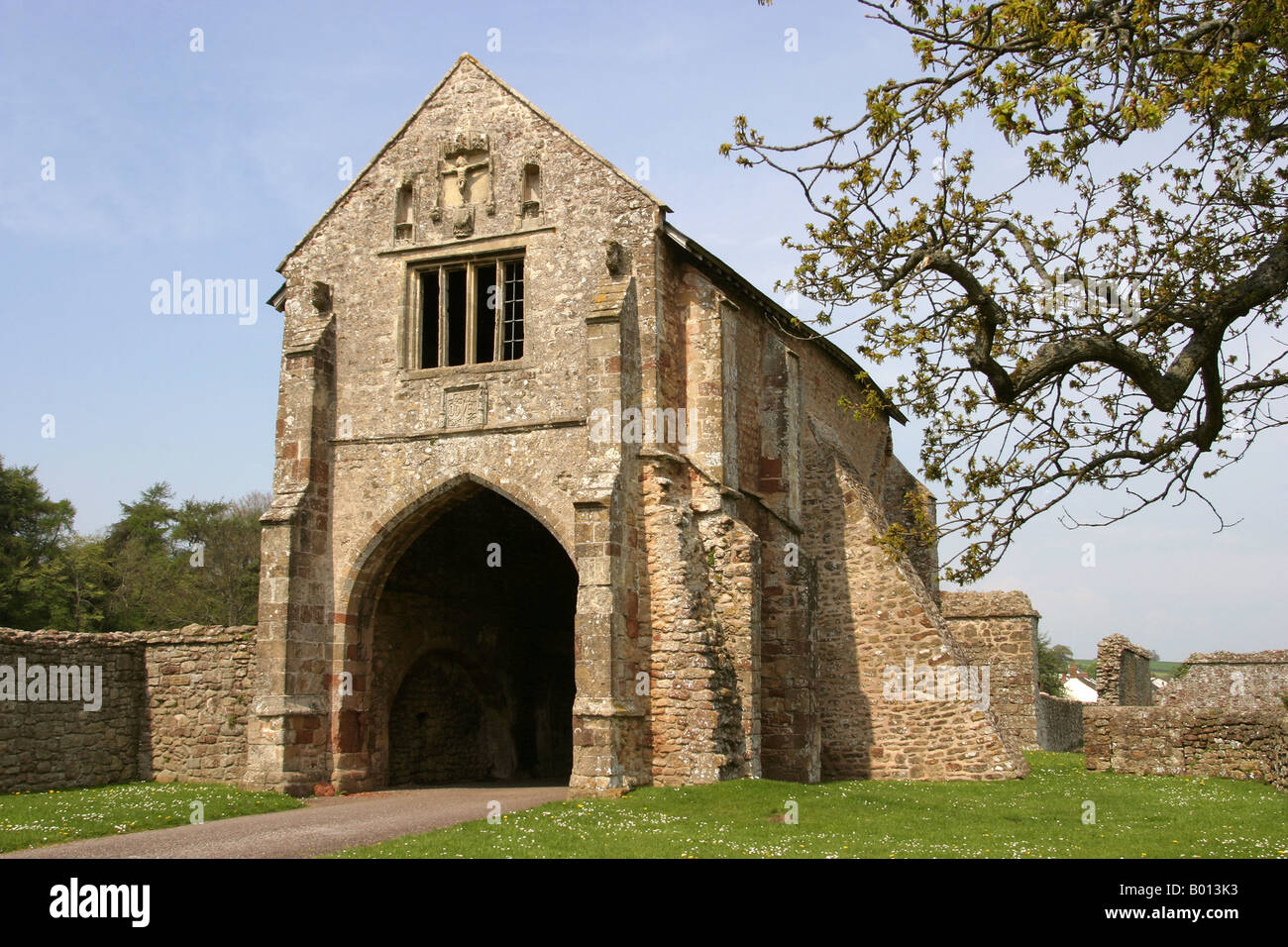 Somerset Washford Cleeve Abbey gatehouse Stock Photo - Alamy