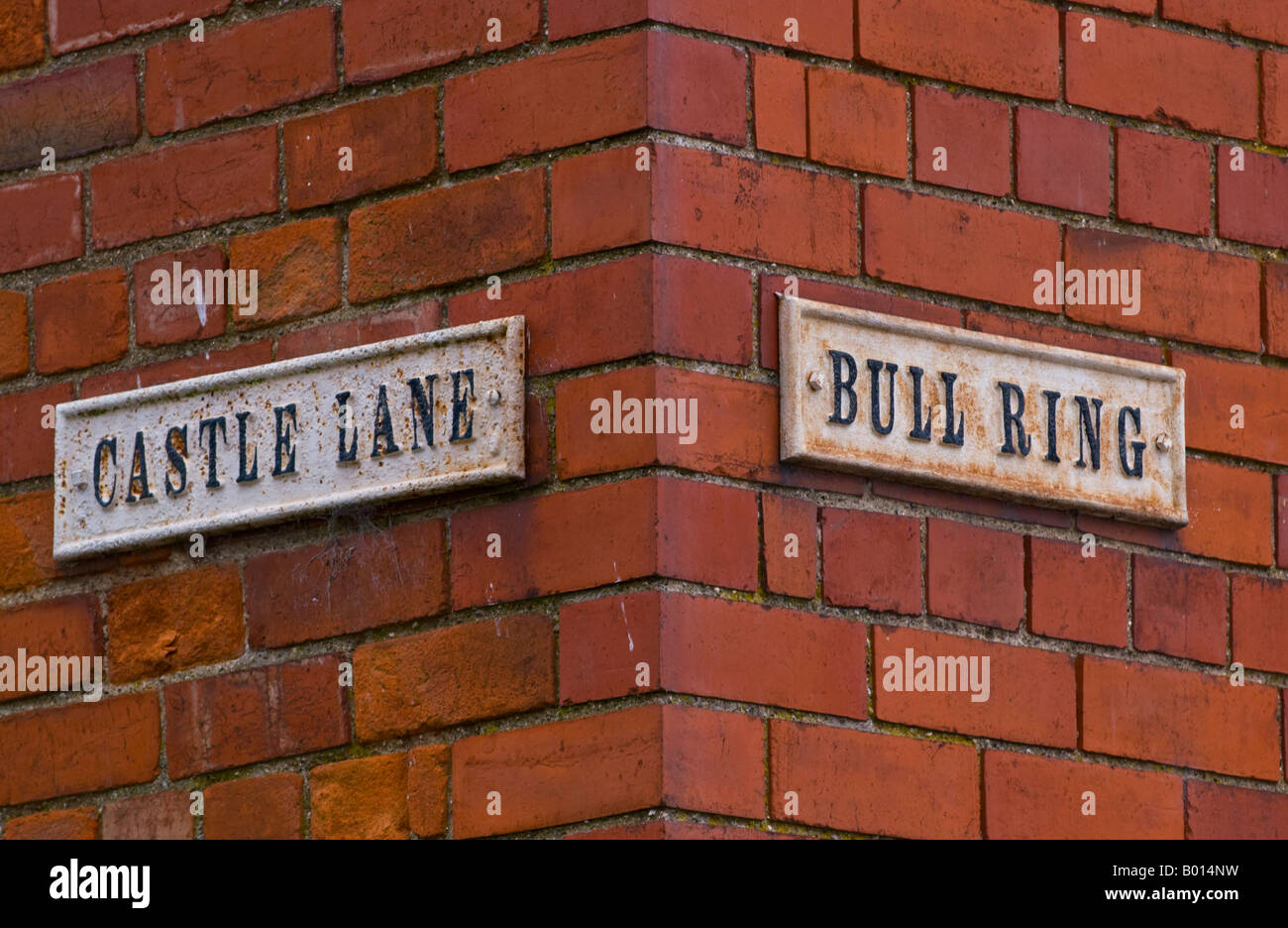 CASTLE LANE and BULL RING signs on street corner in Hay on Wye Powys ...