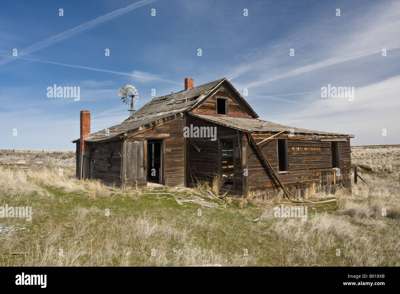 Old Ranch House Buildings and Windmill Near Kent in Central Oregon ...