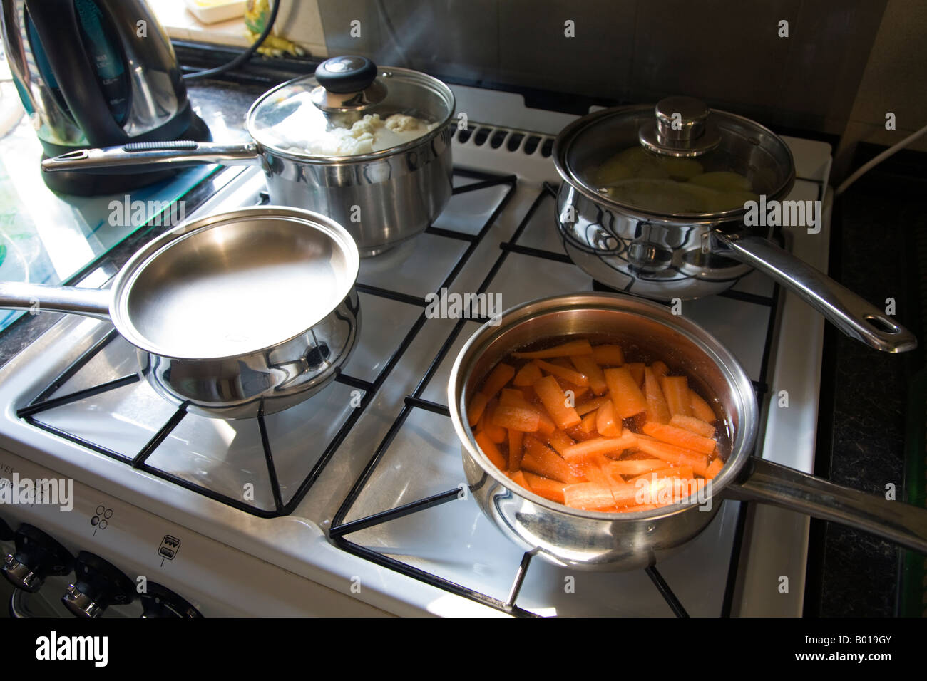 Traditional gas stove cooking Stock Photo - Alamy