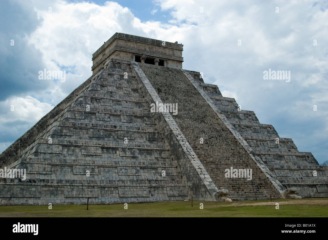 Chichen Itza The Great Pyramid Stock Photo - Alamy