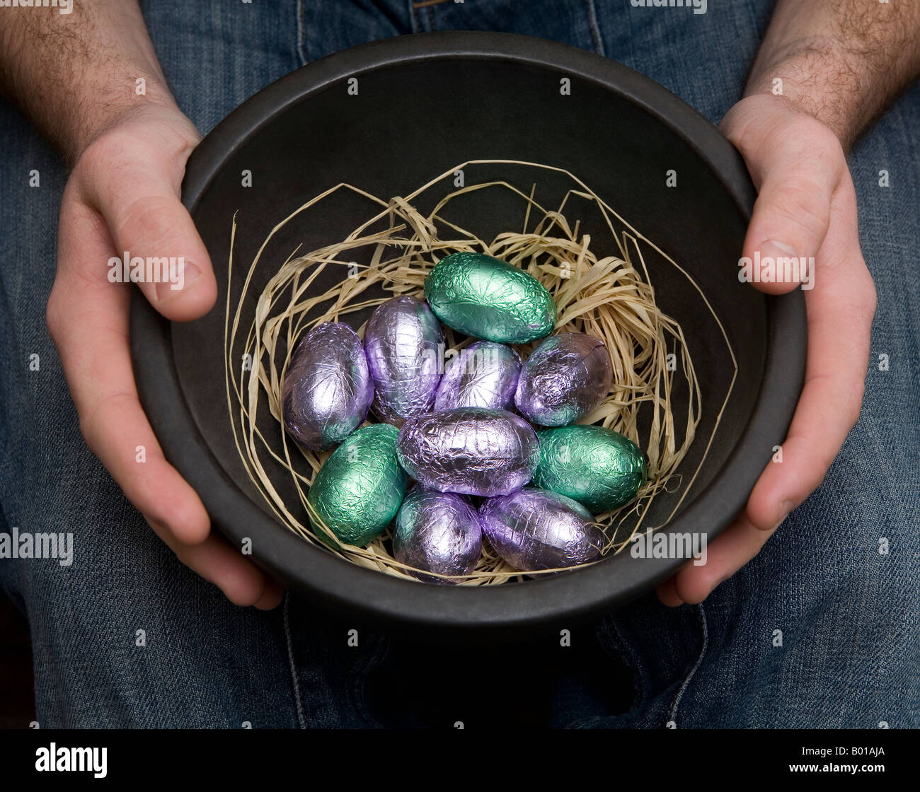 Man chocolate easter egg hi-res stock photography and images - Alamy