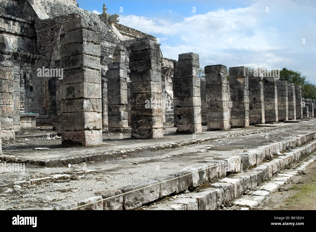 Closeup of Ancient Mayan ruins Stock Photo - Alamy
