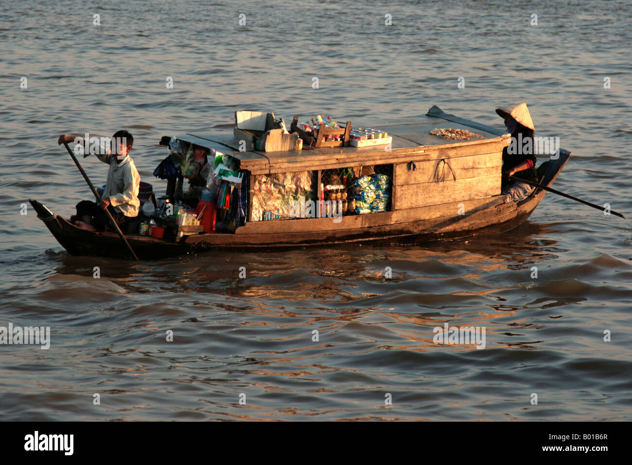 Tonle Sap Boat, Floating Shop Stock Photo - Alamy