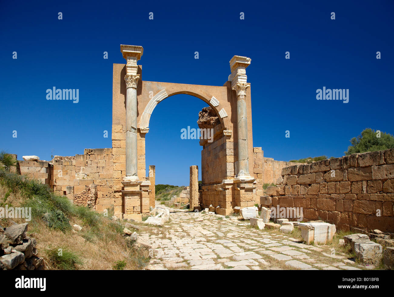 The Arch of Antonius Pius, Leptis Magna, Libya, North Africa Stock ...
