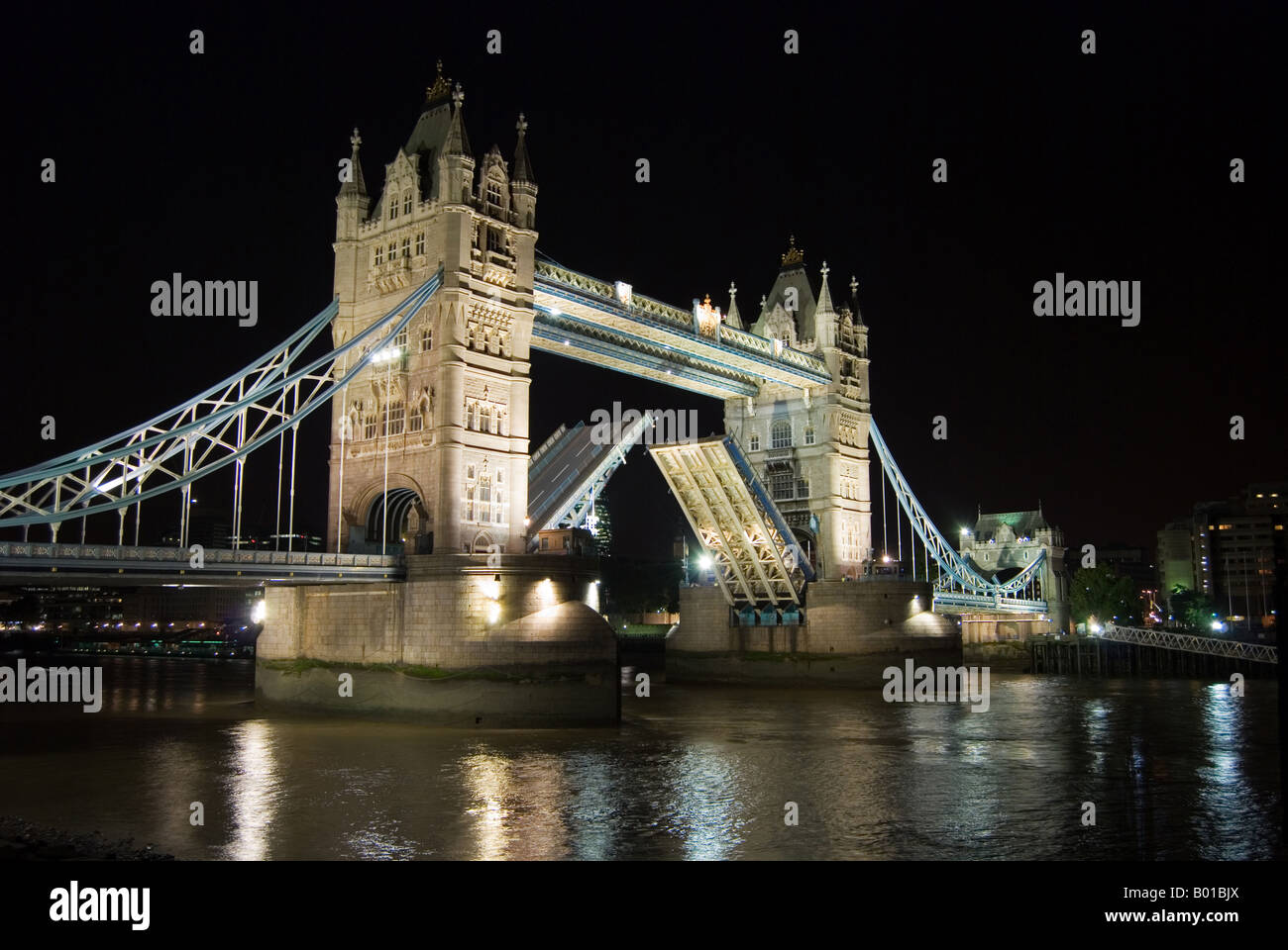 tower bridge at night with open gates Stock Photo - Alamy