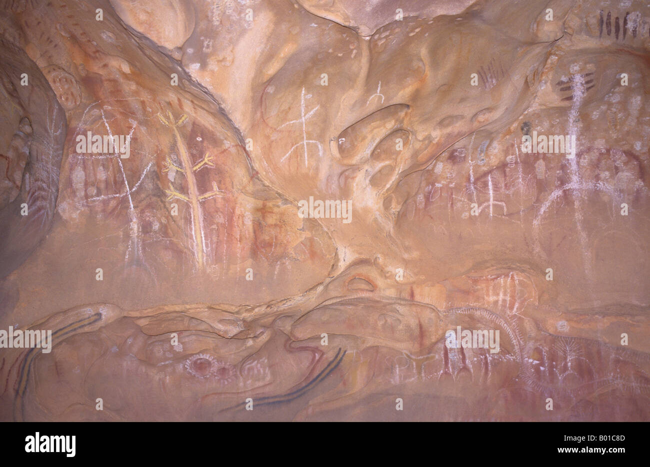 Aboriginal art hi-res stock photography and images - Alamy