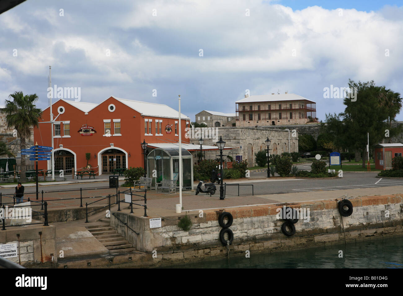 Hamilton bermuda dockyard hi-res stock photography and images - Alamy