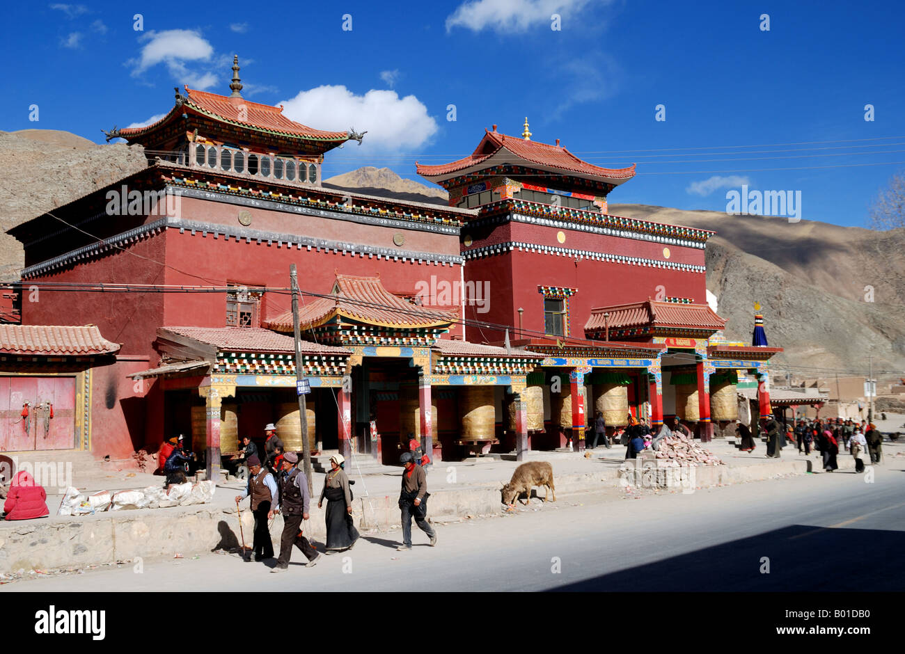 Buddhist temple woman turning hi-res stock photography and images - Alamy