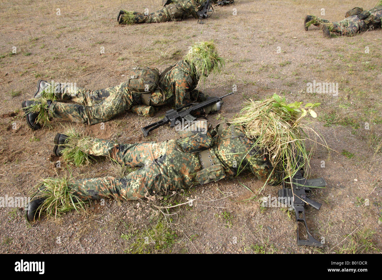 Field exercise during the basic training of Bundeswehr recruits ...
