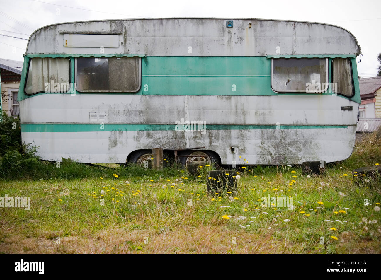 Caravan of the poor hi-res stock photography and images - Alamy