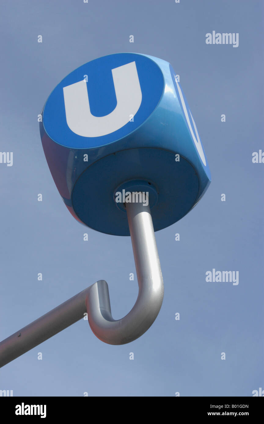 Underground sign at subway railway station Stock Photo - Alamy