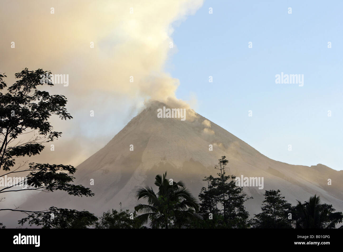The active volcano Gunung Merapi on Java, Indonesia Stock Photo - Alamy