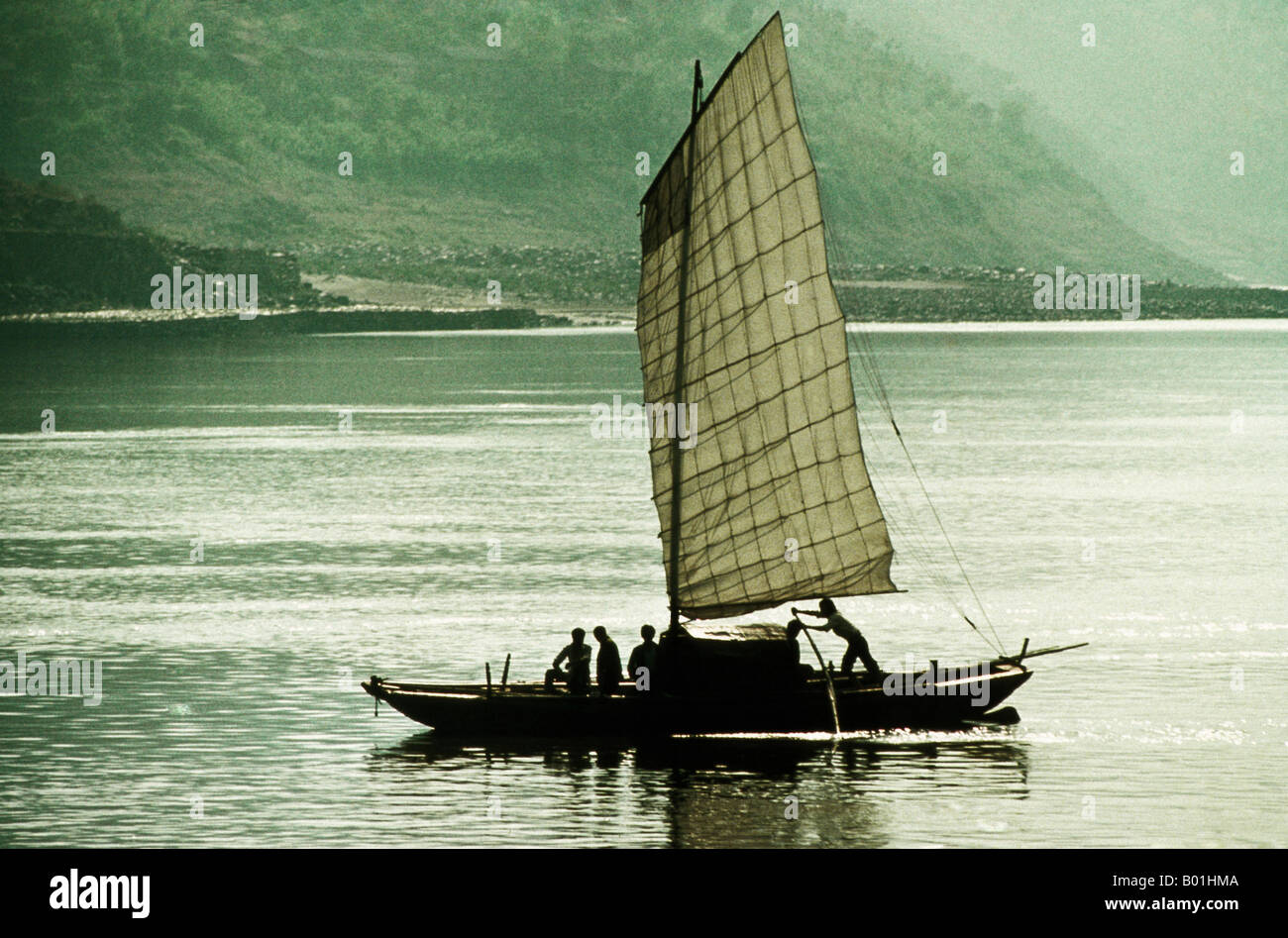 Yangtze River junk or sampan under sail in the Three Gorges in 1987 ...