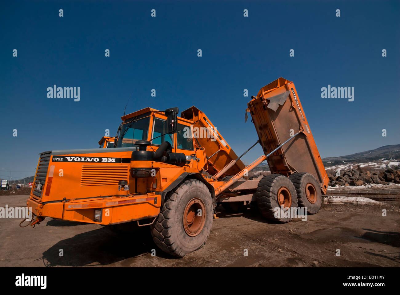 Heavy equipment manufacturer hi-res stock photography and images - Alamy