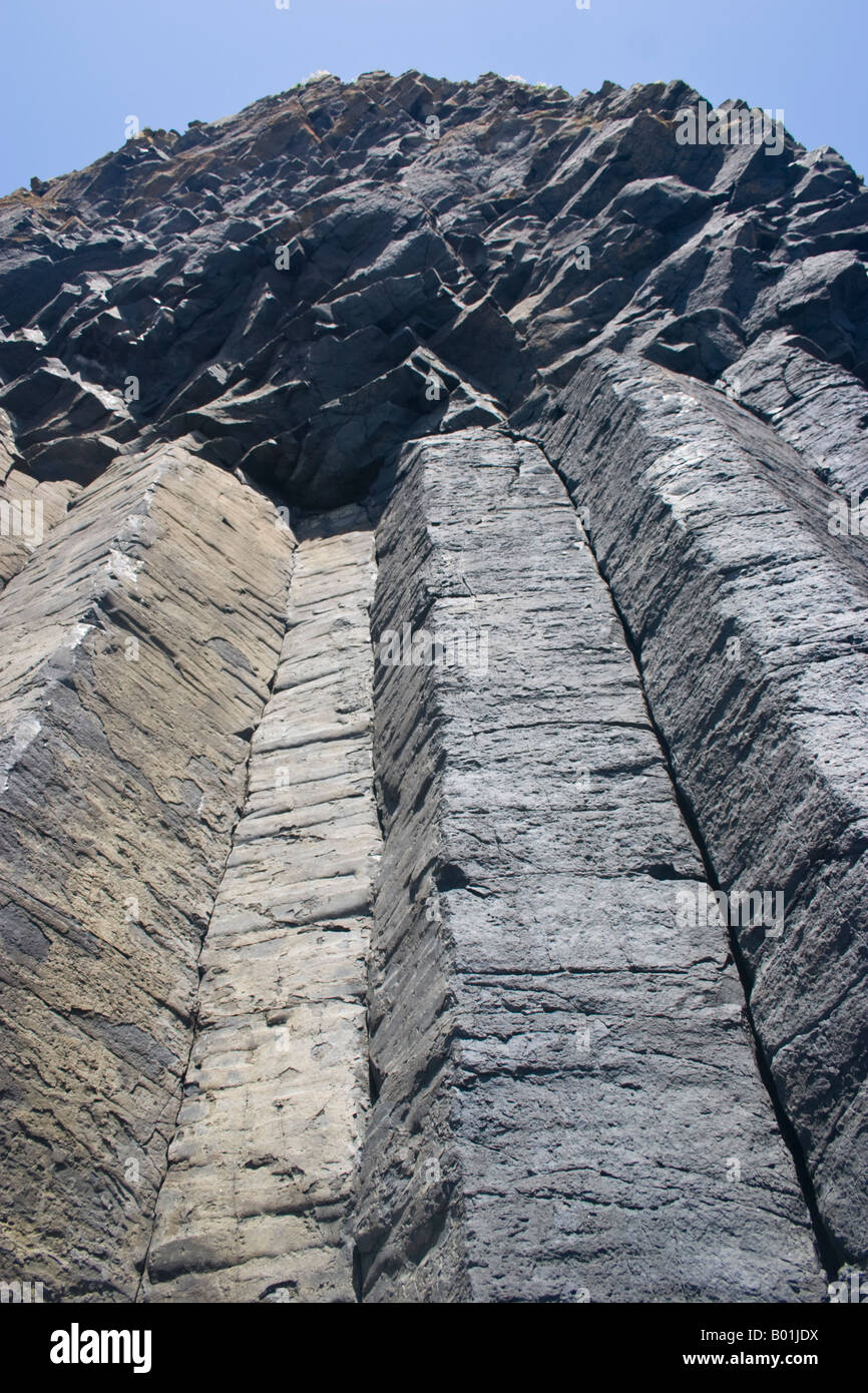 Basalt columns on Isle of Staffa, Scotland Stock Photo - Alamy