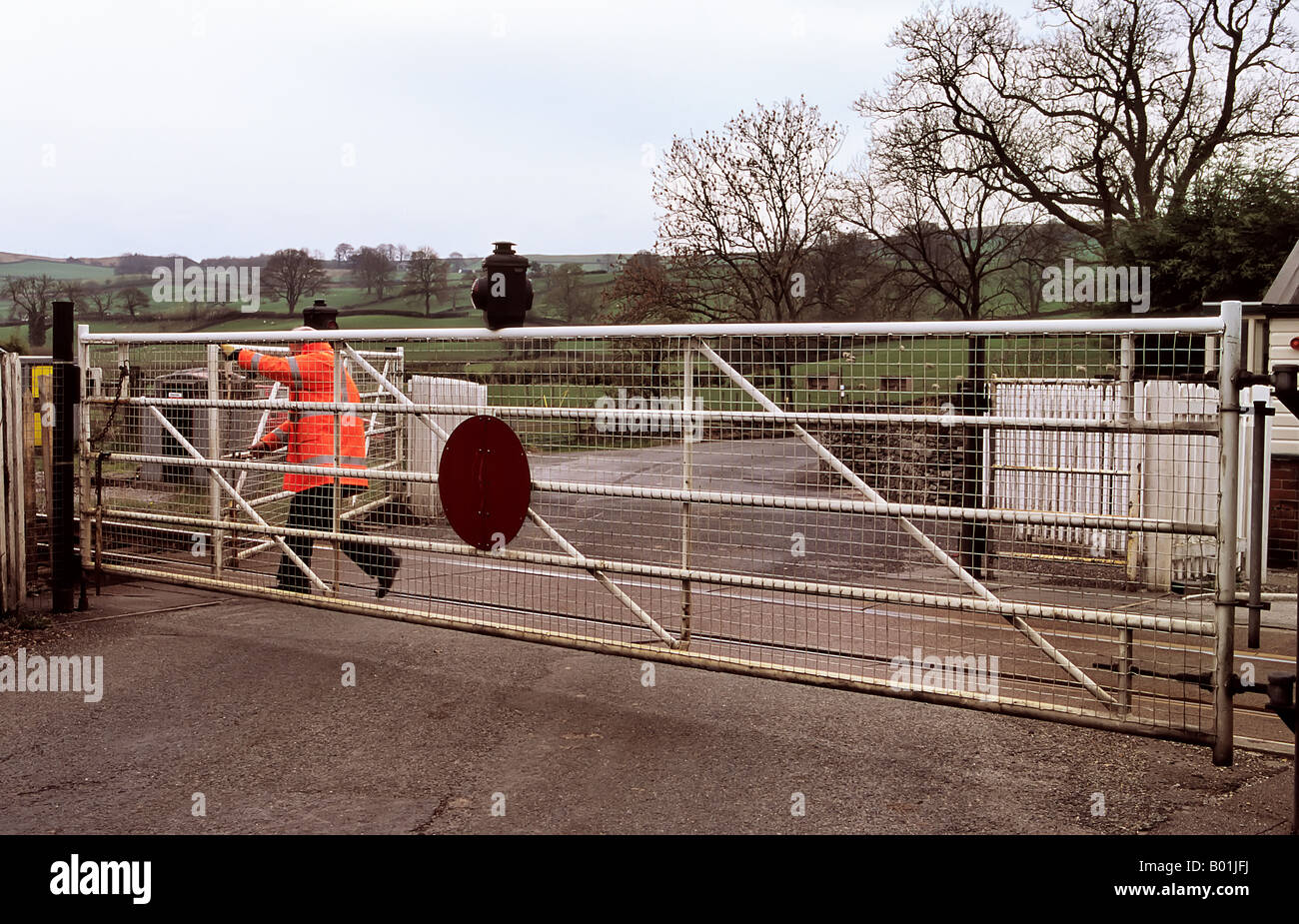 Manual Level Crossing Stock Photos & Manual Level Crossing Stock Images ...