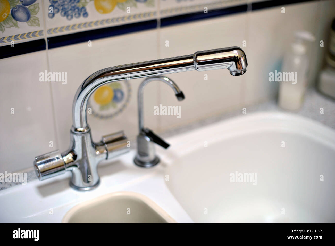Combination sink hi-res stock photography and images - Alamy