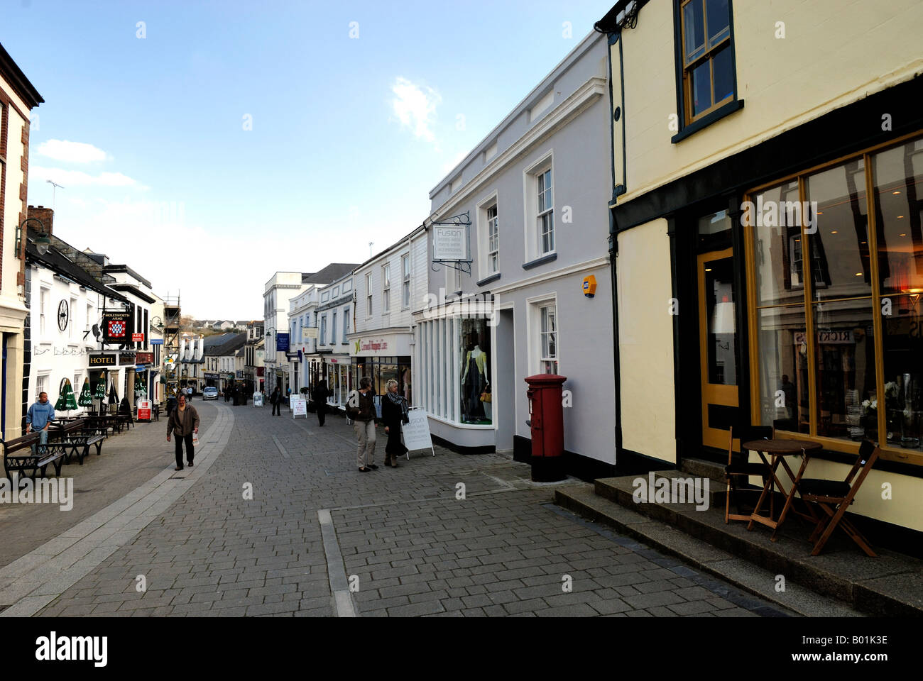 Wadebridge bridge cornwall hi-res stock photography and images - Alamy
