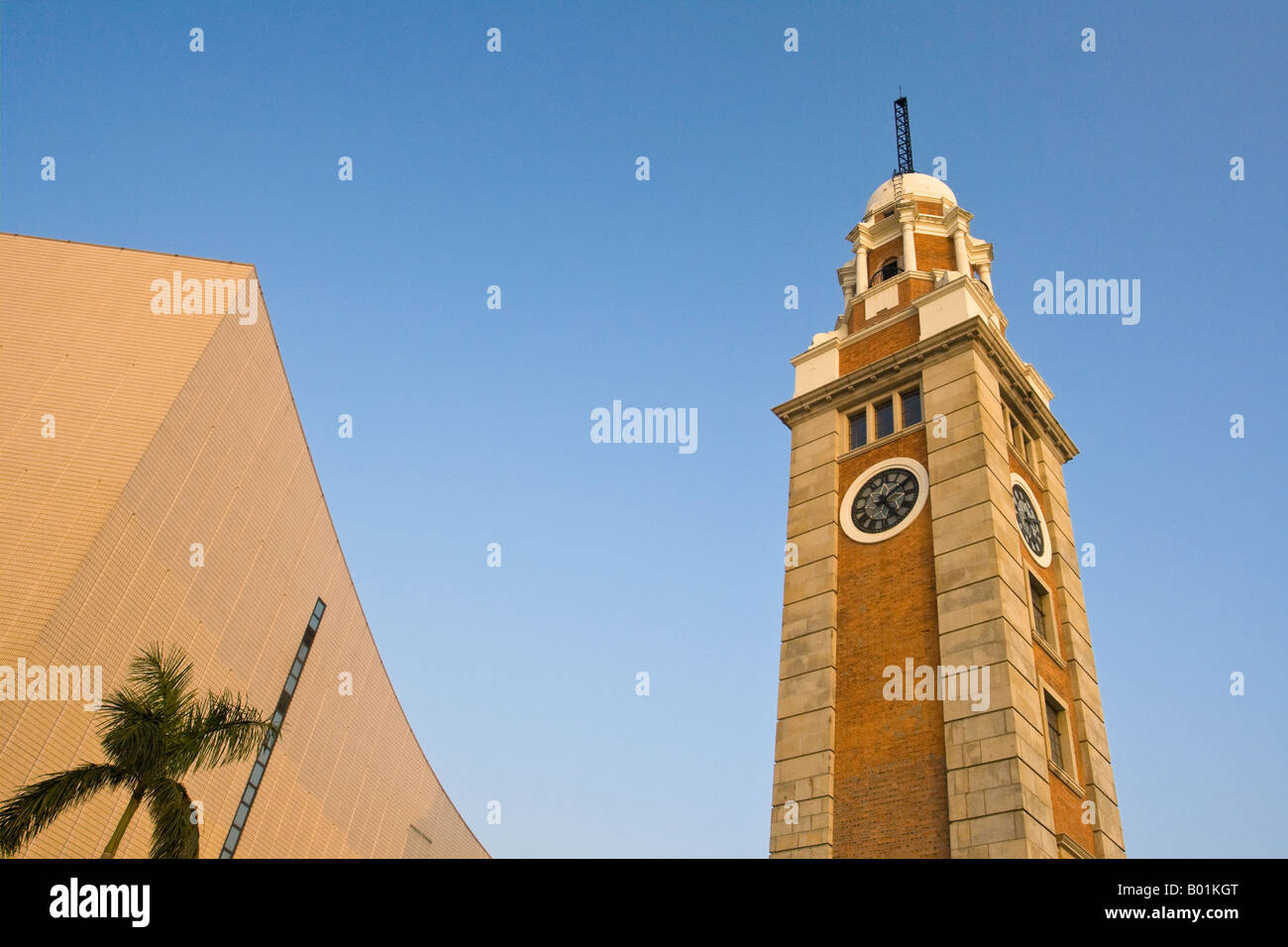 Old kowloon railway hi-res stock photography and images - Alamy