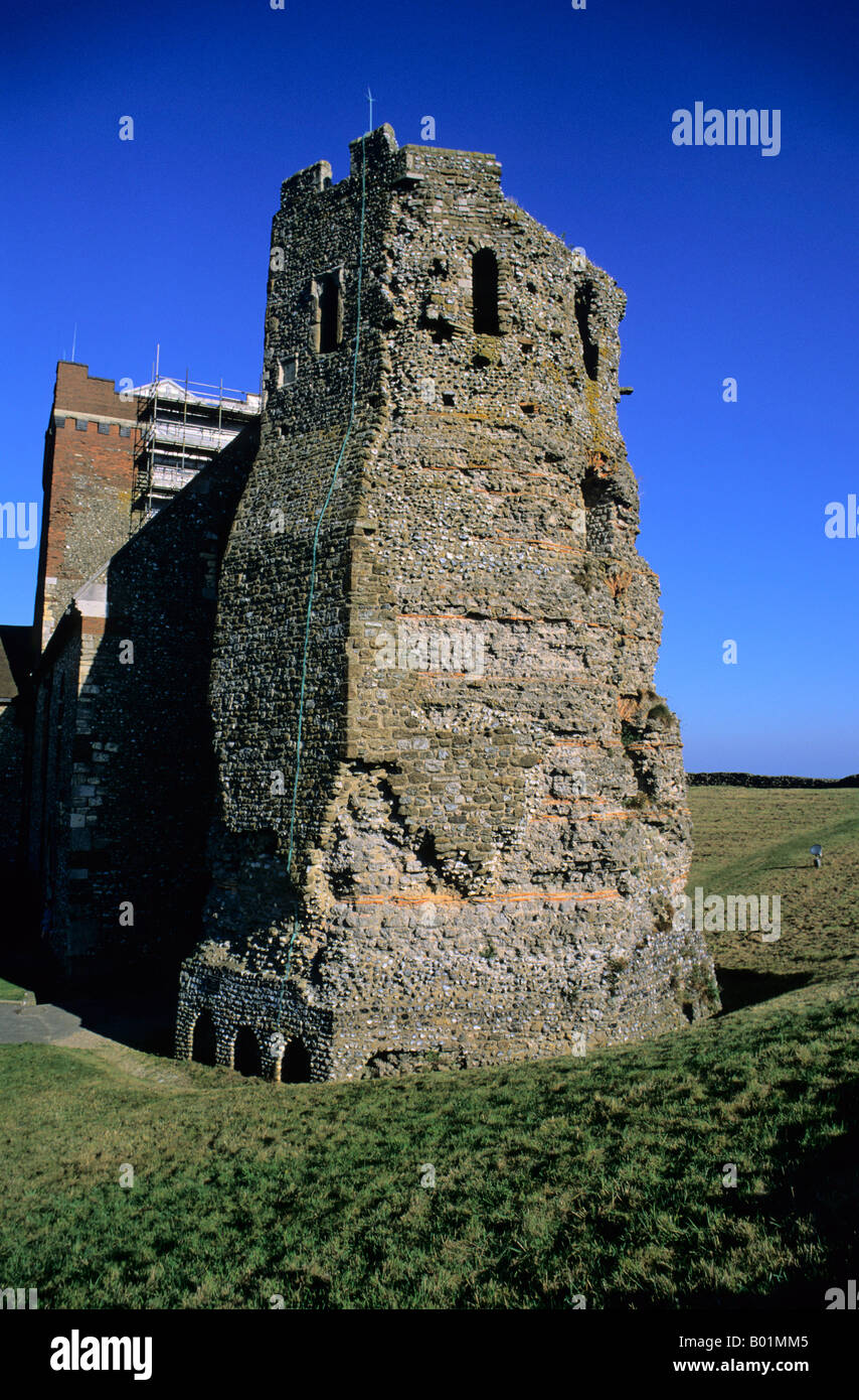 Roman Lighthouse, Dover Castle, Kent, England, UK Stock Photo - Alamy