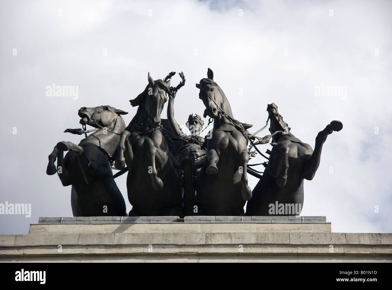 Chariot quadriga hi-res stock photography and images - Alamy