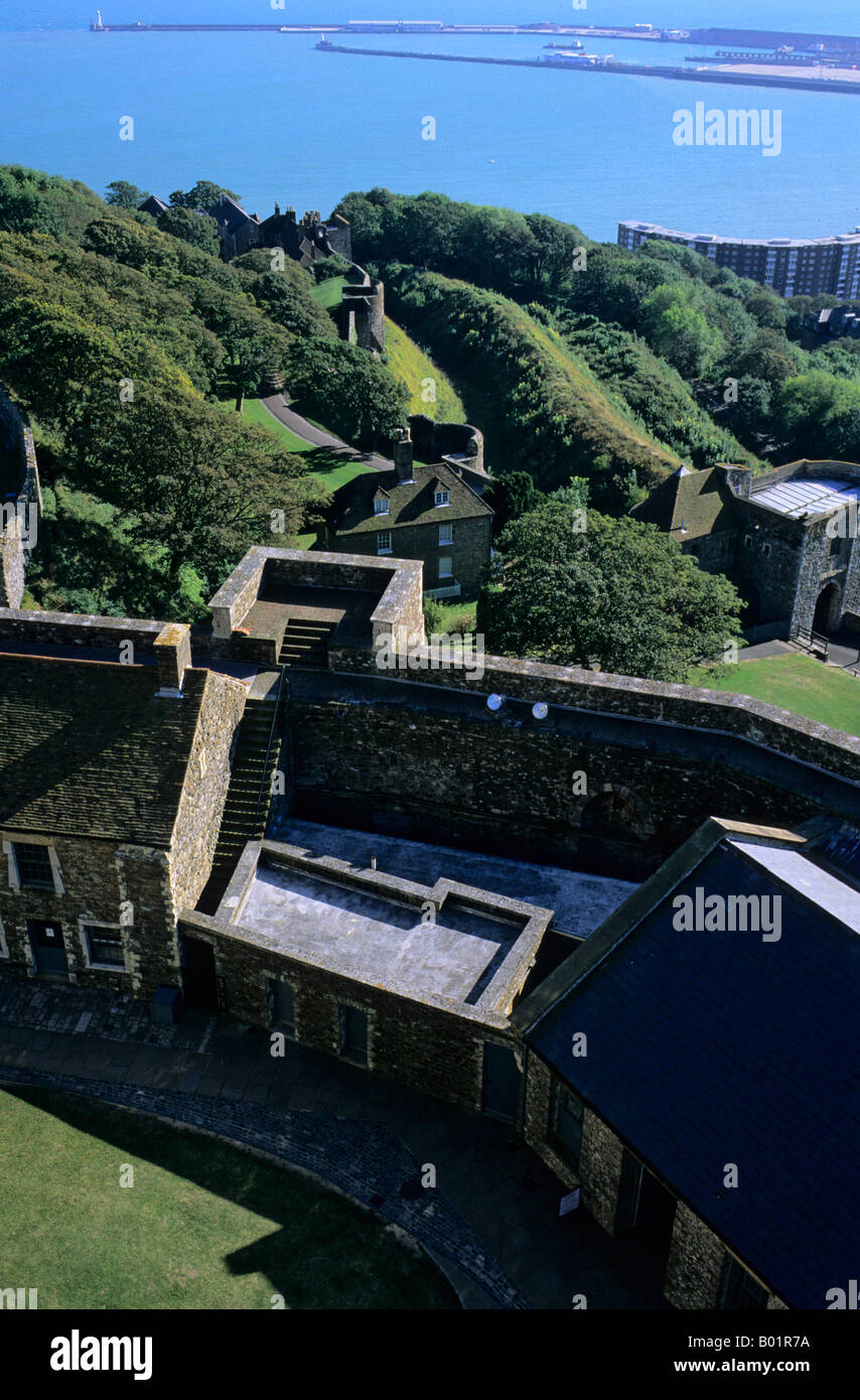 Dover castle sea hi-res stock photography and images - Alamy