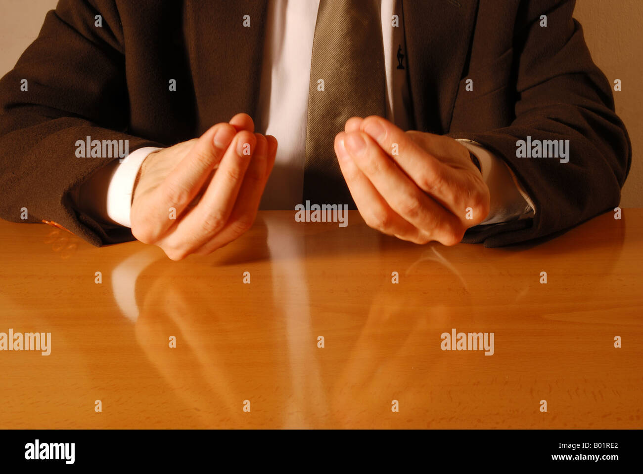 Hand gestures: abundance Stock Photo - Alamy