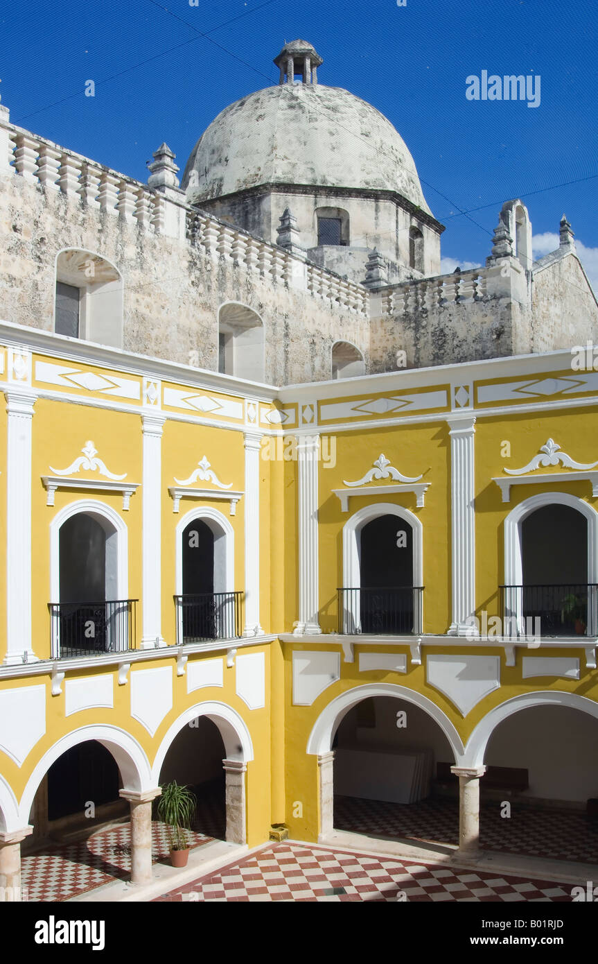 Campeche Institute and San Jose church cupola Stock Photo - Alamy