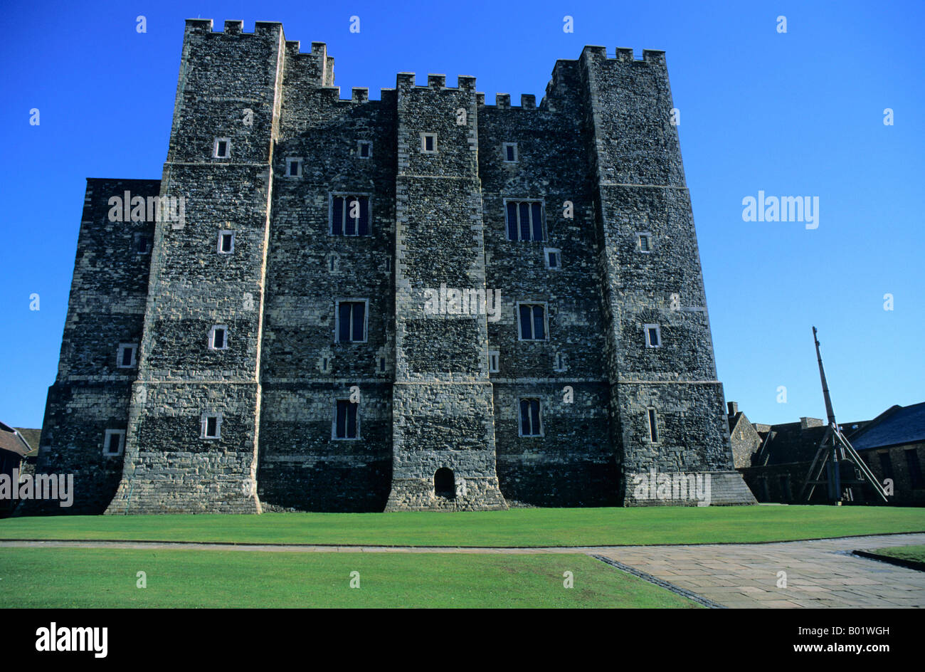 Dover castle walls and keep hi-res stock photography and images - Alamy