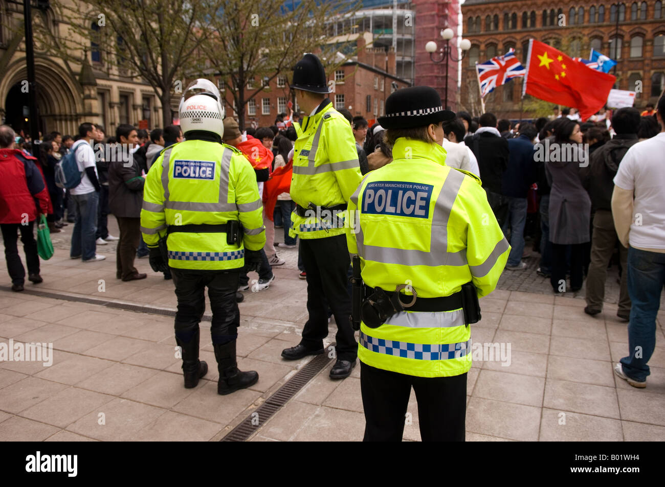 Chinese police force hi-res stock photography and images - Alamy