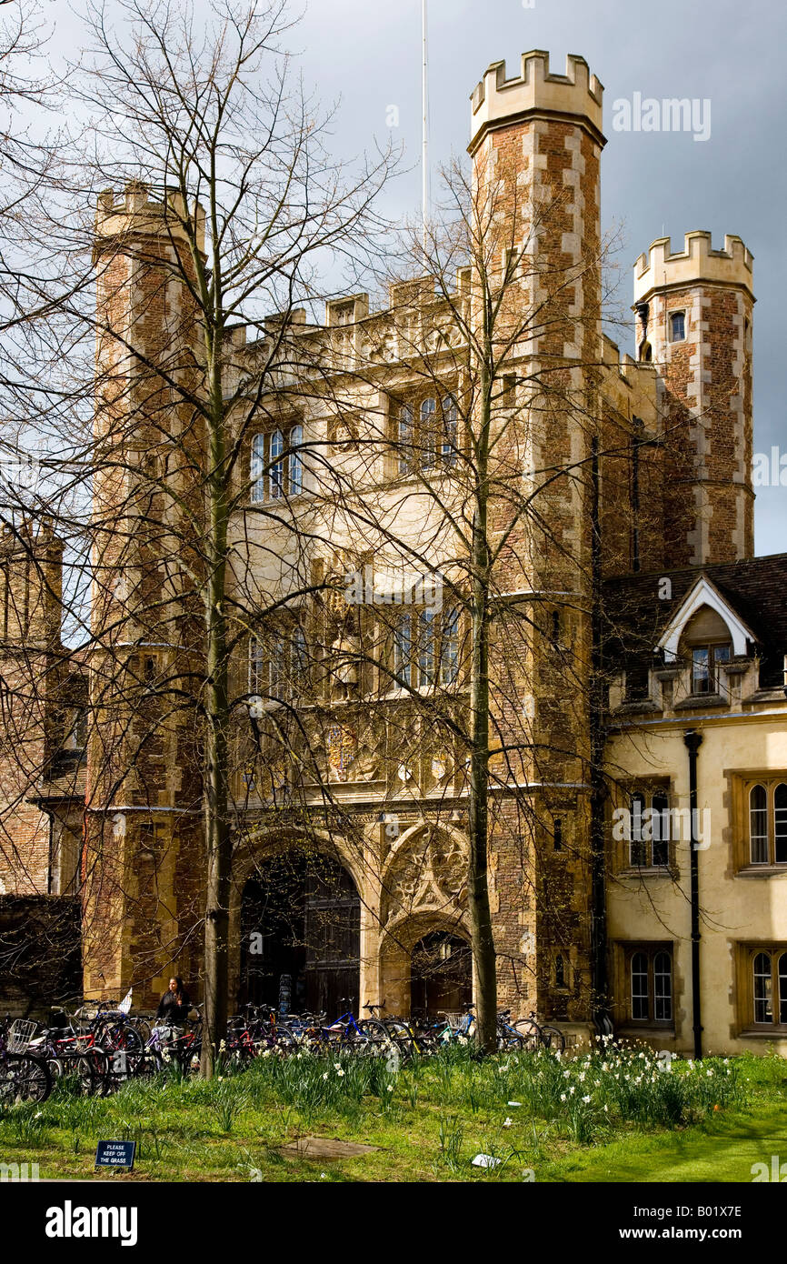 Main gate of Trinity College, Cambridge University, Cambridge ...